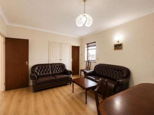 Stamford Close, Southall, UB1