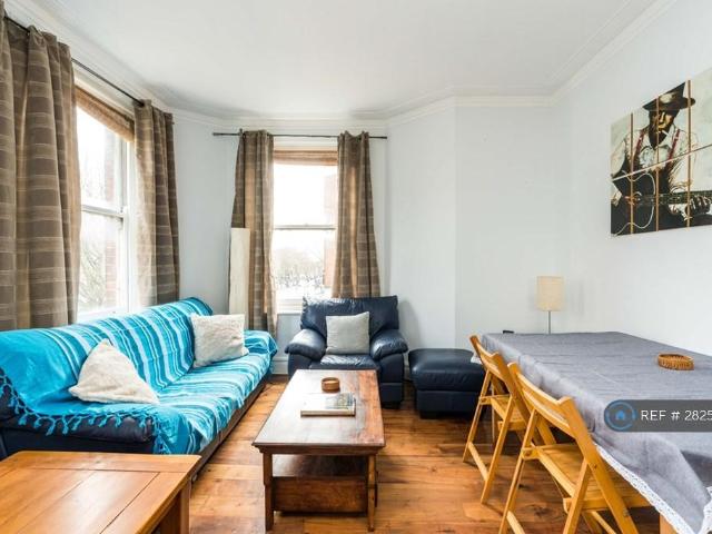 Stamford Hill Mansions, London, N16 3 bed flat to rent £3,467 pcm £800 pw