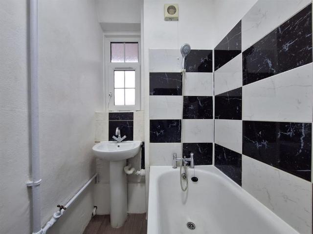Stamford Hill, London N16