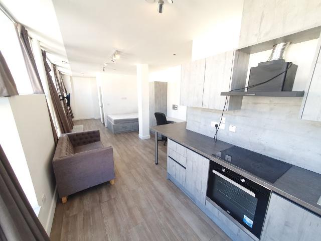 Stamford Street, Leicester LE1, Studio to rent, £900 pcm | PrimeLocation