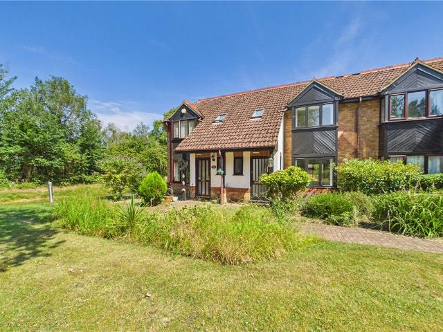 Stanbury Gate, Spencers Wood, Berkshire RG7, 3 bed terraced house to rent, £1,650 pcm | PrimeLocation