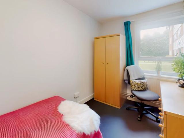 Standard Bedroom