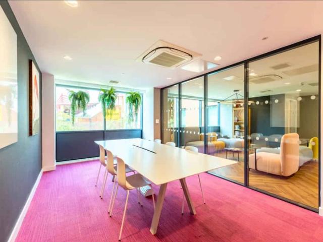 Standard En Suite B Has an Apartment