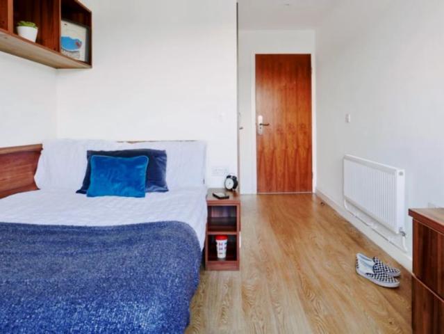 Standard Ensuite