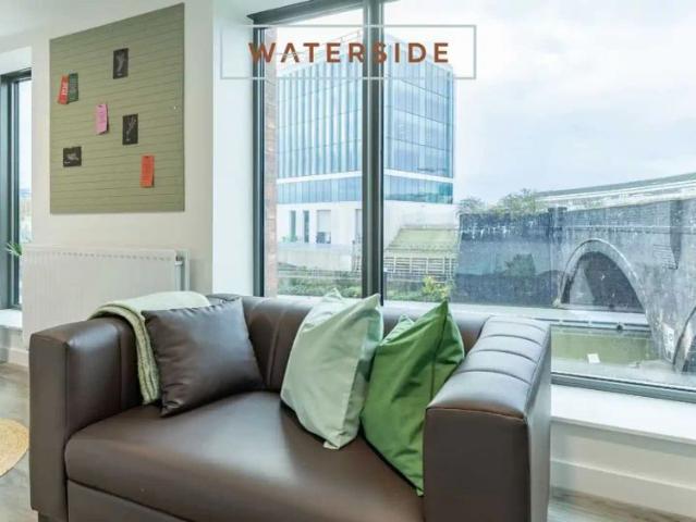Standard Floor 5 6 Studio