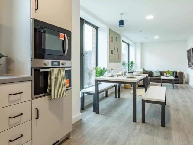 Standard Floor 3 4 Studio