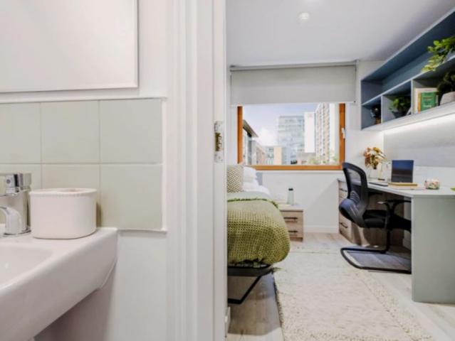 Standard Plus Ensuite