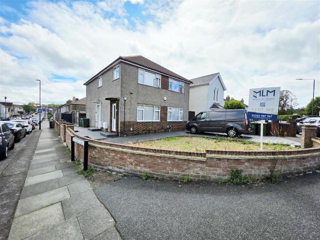 Standard Road, Bexleyheath DA6, 2 bed maisonette to rent, £1,800 pcm | PrimeLocation