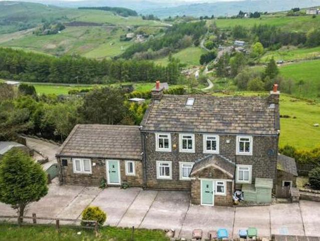 Standedge, Delph, 4 Bedroom Detached