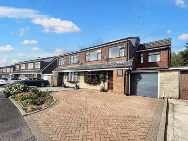 Standfield Drive, Worsley, 5 Bedroom Semi detached