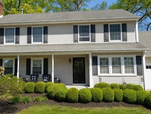 Standish Dr, Howell, Home For Sale