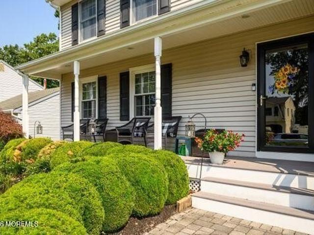 Standish Dr, Howell, Home For Sale