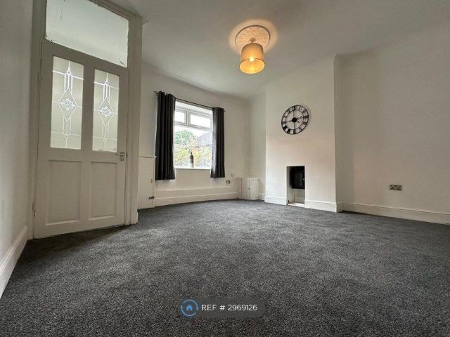 Standish St, Manchester M29, 3 bed end terrace house to rent, £950 pcm | PrimeLocation