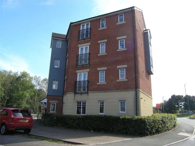 Standish Street, Bridgwater, Somerset TA6, 2 bed flat to rent, £995 pcm | PrimeLocation