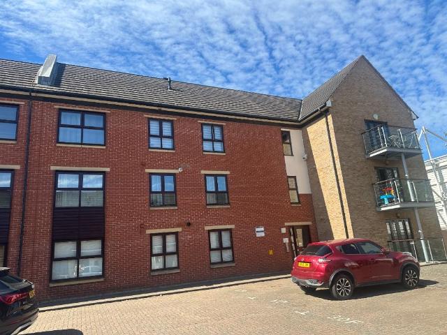 Standside, Northampton NN5, 2 bed flat to rent, £925 pcm | PrimeLocation