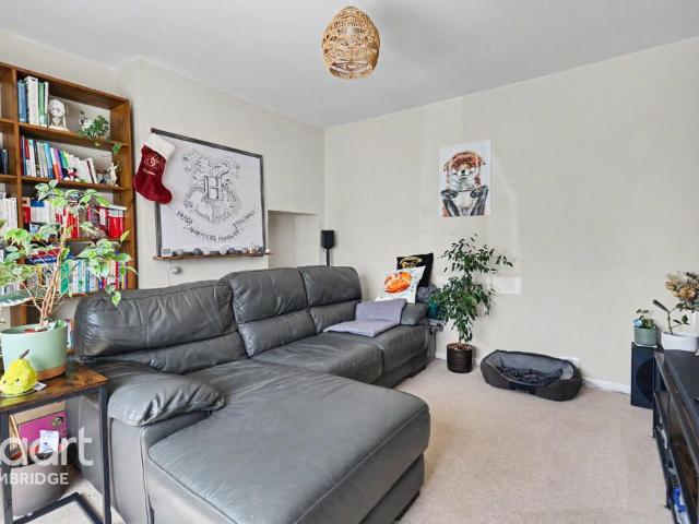 Stanesfield Road, CAMBRIDGE 3 bed end of terrace house to rent £2,050 pcm £473 pw