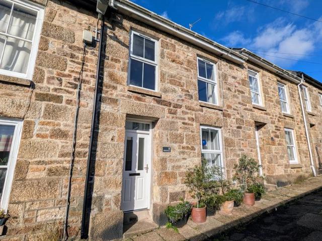 Stanford Terrace, Penzance TR18 3 bed terraced house to rent £1,275 pcm £294 pw