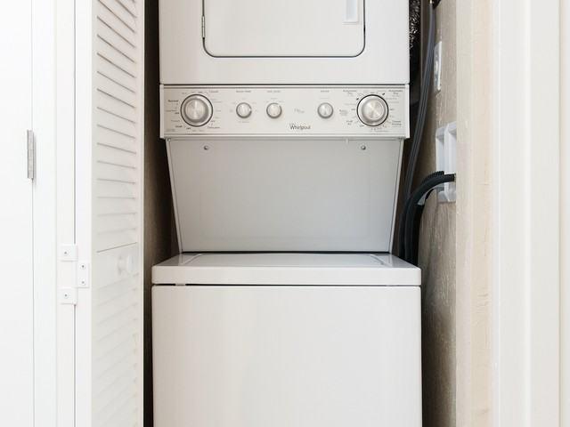 Stanford Villa 2 Bedroom Apartment for Rent at 3375 Alma St, Palo Alto, CA 94306 St. Claire Gardens