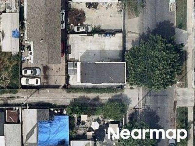 Stanford Ave