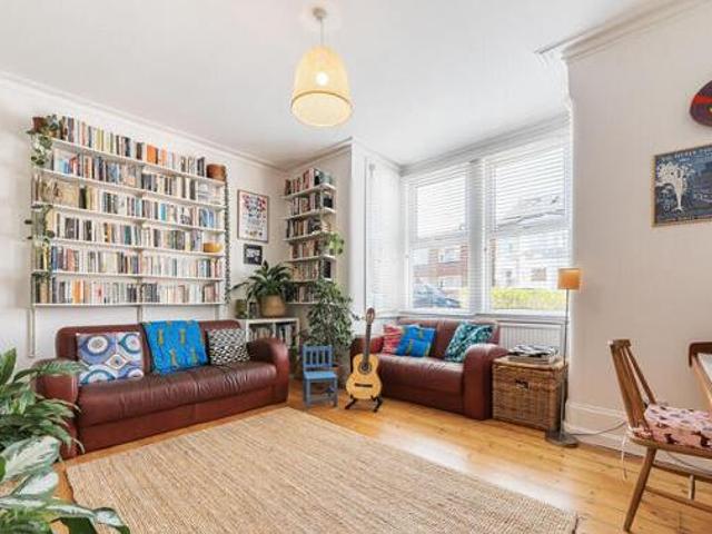Stanford Road, Friern Barnet, 3 Bedroom Semi detached