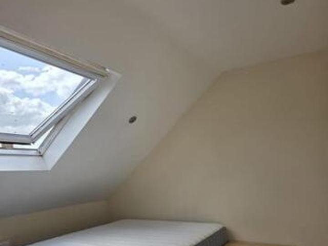 Stanford Road, London, 1 Bedroom Flat