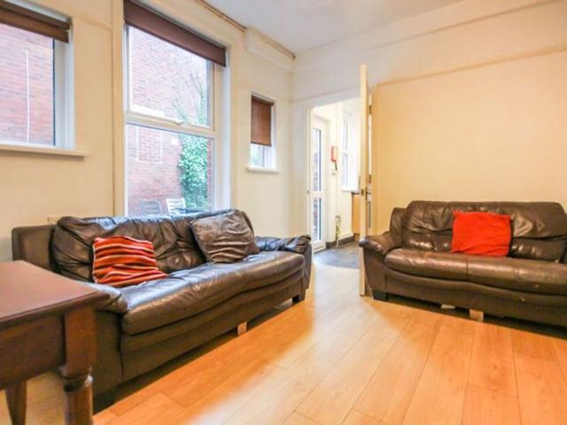Stanfield Road, Bournemouth, BH9
