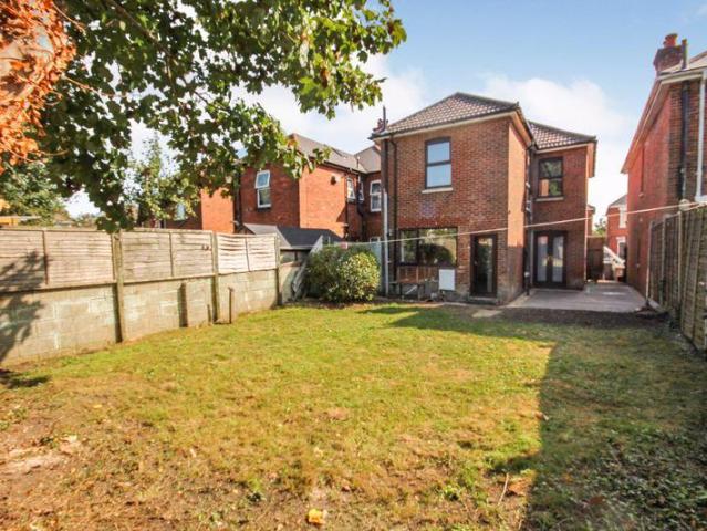 Stanfield Road, Bournemouth BH9 6 bed property to rent £3,750 pcm £865 pw