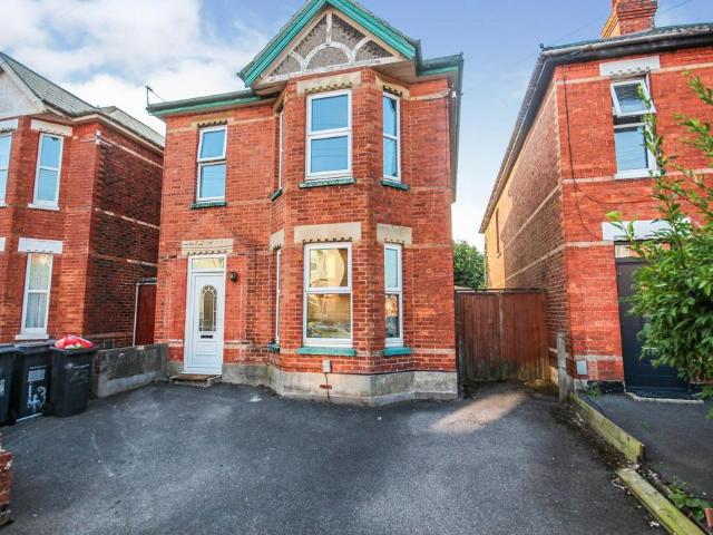 Stanfield Road, Bournemouth BH9 6 bed property to rent £3,200 pcm £738 pw
