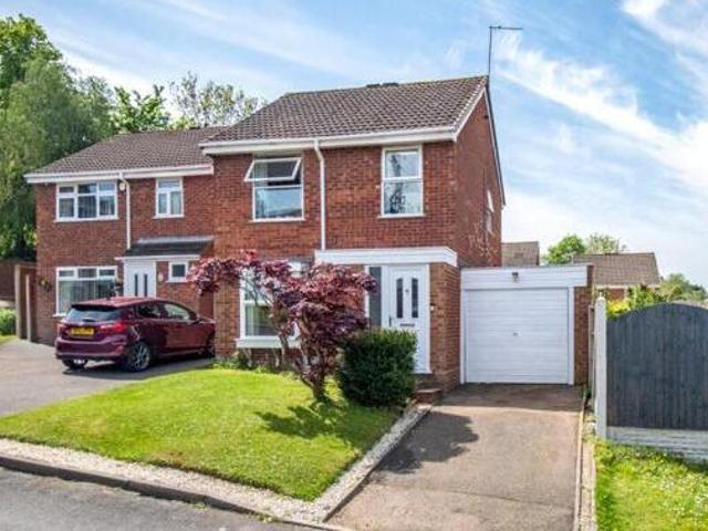 Stanhoe Close, Brierley Hill, 3 Bedroom Link