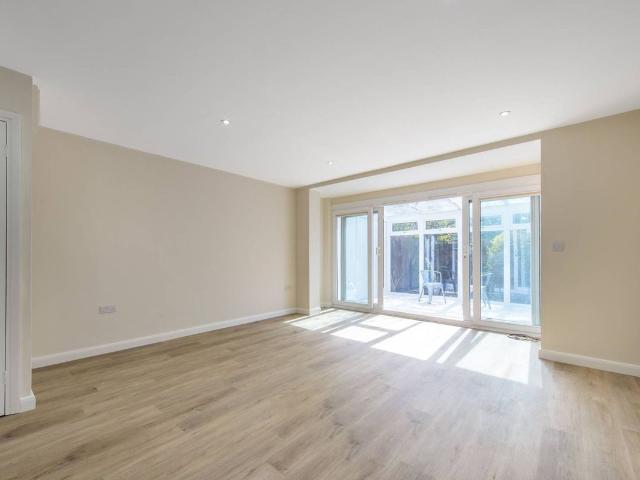 Stanhope Gardens, Mill Hill, London NW7, 3 bed semi detached house to rent, £3,199 pcm | PrimeLocation