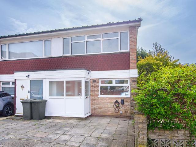 Stanhope Gardens, Mill Hill, London NW7, 3 bed semi detached house to rent, £3,199 pcm | PrimeLocation