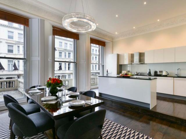 Stanhope Gardens, London SW7, 3 bed flat to rent, £11,300 pcm | PrimeLocation