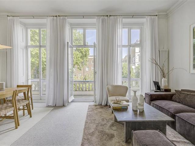 Stanhope Gardens SW7, 2 bed flat to rent, £5,200 pcm | PrimeLocation