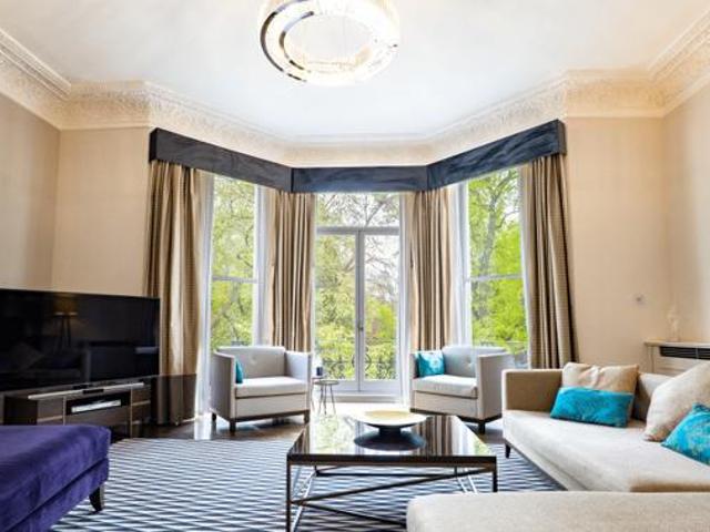 Stanhope Gardens, South Kensington, 3 Bedroom Apartment