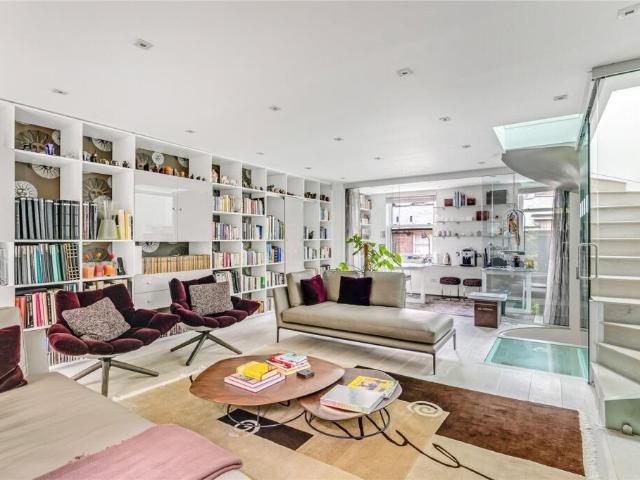 Stanhope Gardens, South Kensington. 4 bed house to rent £12,500 pcm £2,885 pw