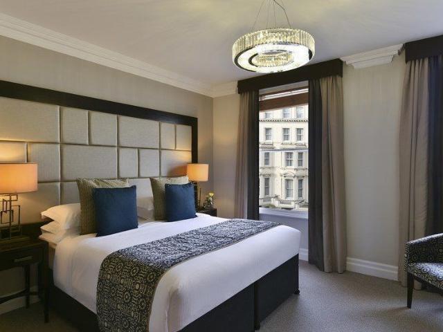 Stanhope Gardens, South Kensington, London SW7, 2 bed flat to rent, £10,812 pcm | PrimeLocation
