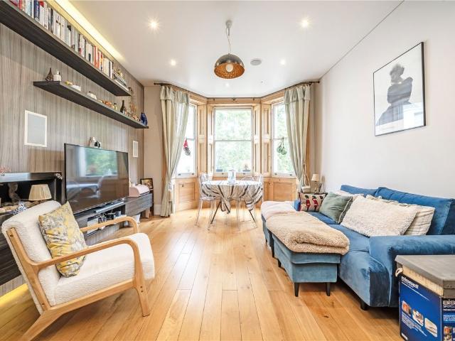 Stanhope Gardens, South Kensington SW7, 2 bed flat to rent, £5,200 pcm | PrimeLocation