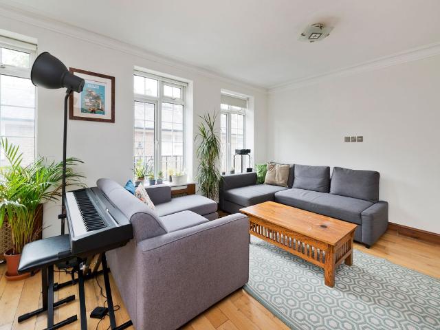 Stanhope Mews East, South Kensington, London SW7, 4 bed town house to rent, £6,500 pcm | PrimeLocation