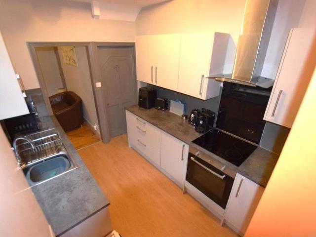 Stanhope Road, Northampton NN2 3 bed terraced house to rent £1,575 pcm £363 pw