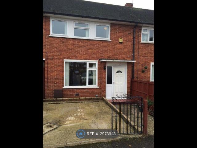 Stanley Green West, Berkshire SL3, 3 bed terraced house to rent, £1,800 pcm | PrimeLocation