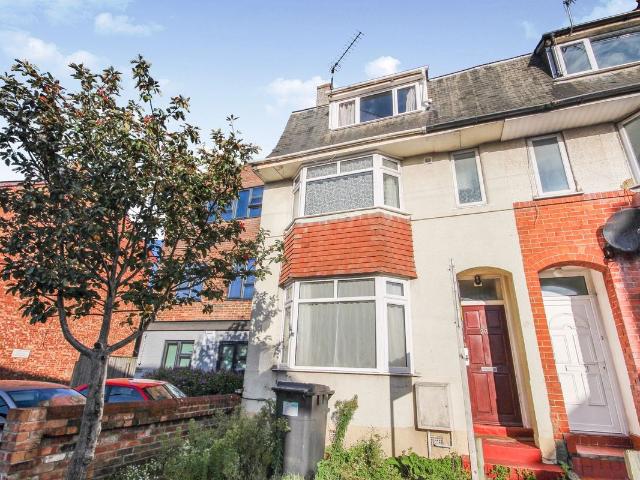 Stanley Road, Bournemouth BH1, 5 bed property to rent, £1,800 pcm | PrimeLocation