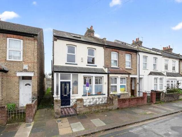 Stanley Road, Hounslow, 2 Bedroom End