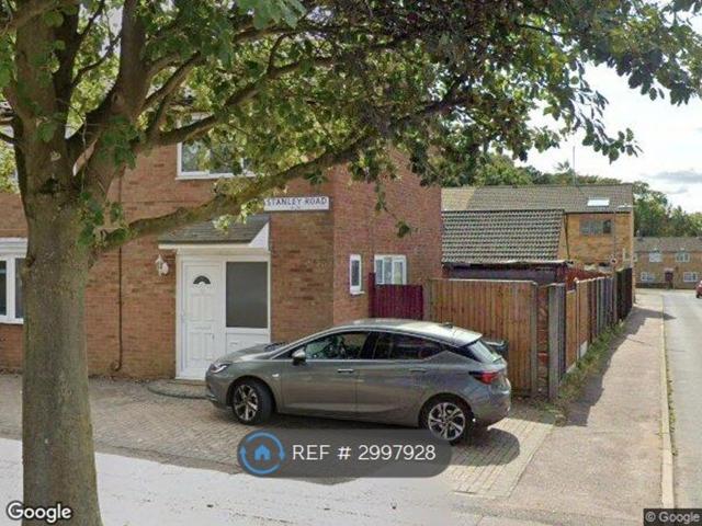 Stanley Road, Stevenage SG2, 4 bed end terrace house to rent, £2,200 pcm | PrimeLocation