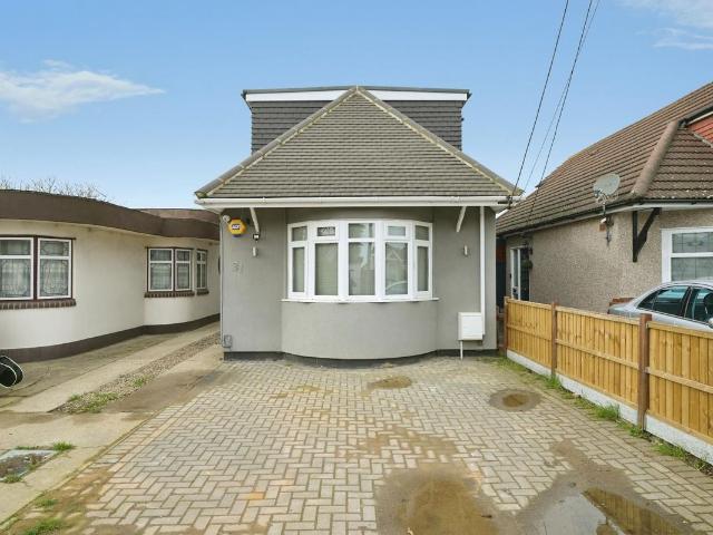 Stanley Road, Rainham RM13, Room to rent, £1,000 pcm | PrimeLocation