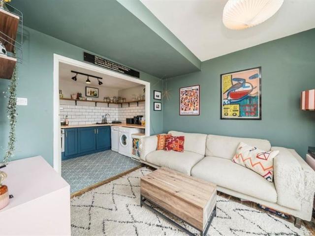 Stanley Road, TW11, London