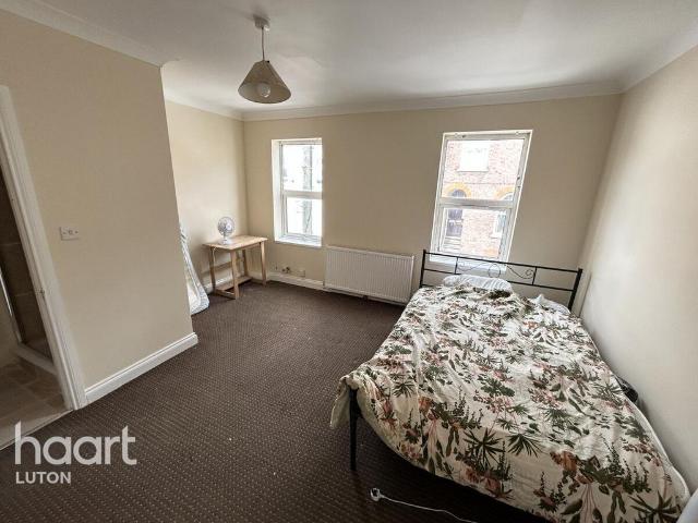 Stanley Street, LUTON 2 bed maisonette to rent £1,450 pcm £335 pw