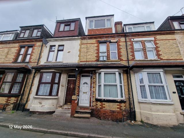 Stanley Terrace, Leeds LS9, 4 bed terraced house to rent, £1,200 pcm | PrimeLocation