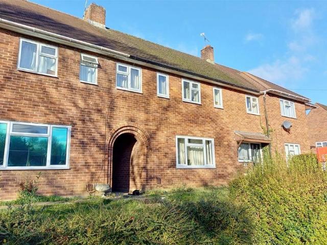 Stanmore 4 bed semi detached house to rent £2,250 pcm £519 pw