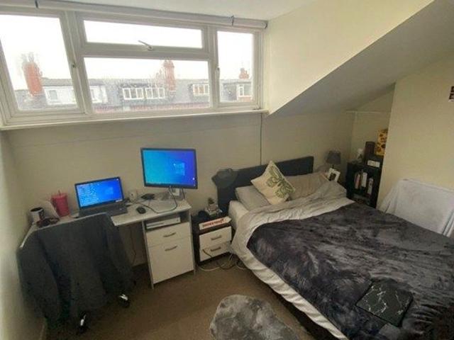 Stanmore View, Leeds LS4, Room to rent, £550 pcm | PrimeLocation