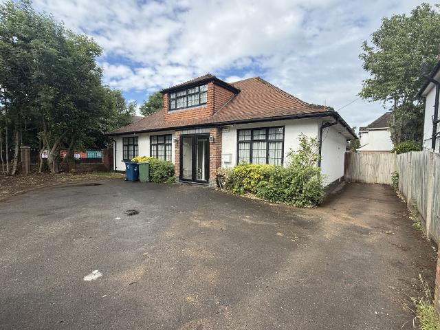 Stanmore HA7, 4 bed detached house to rent, £3,500 pcm | PrimeLocation